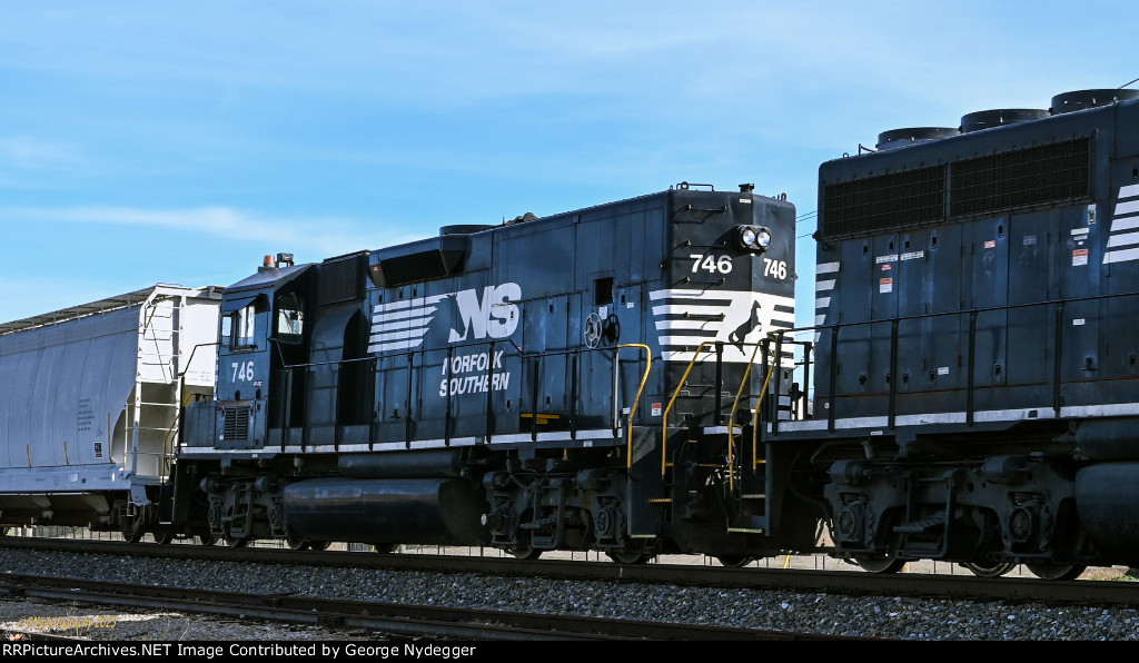 NS 746 a Road Slug